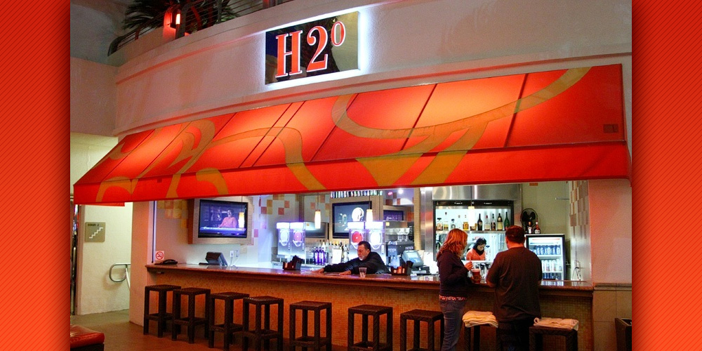 H20 Bar at the Tank at Golden Nugget In Downtown Las Vegas